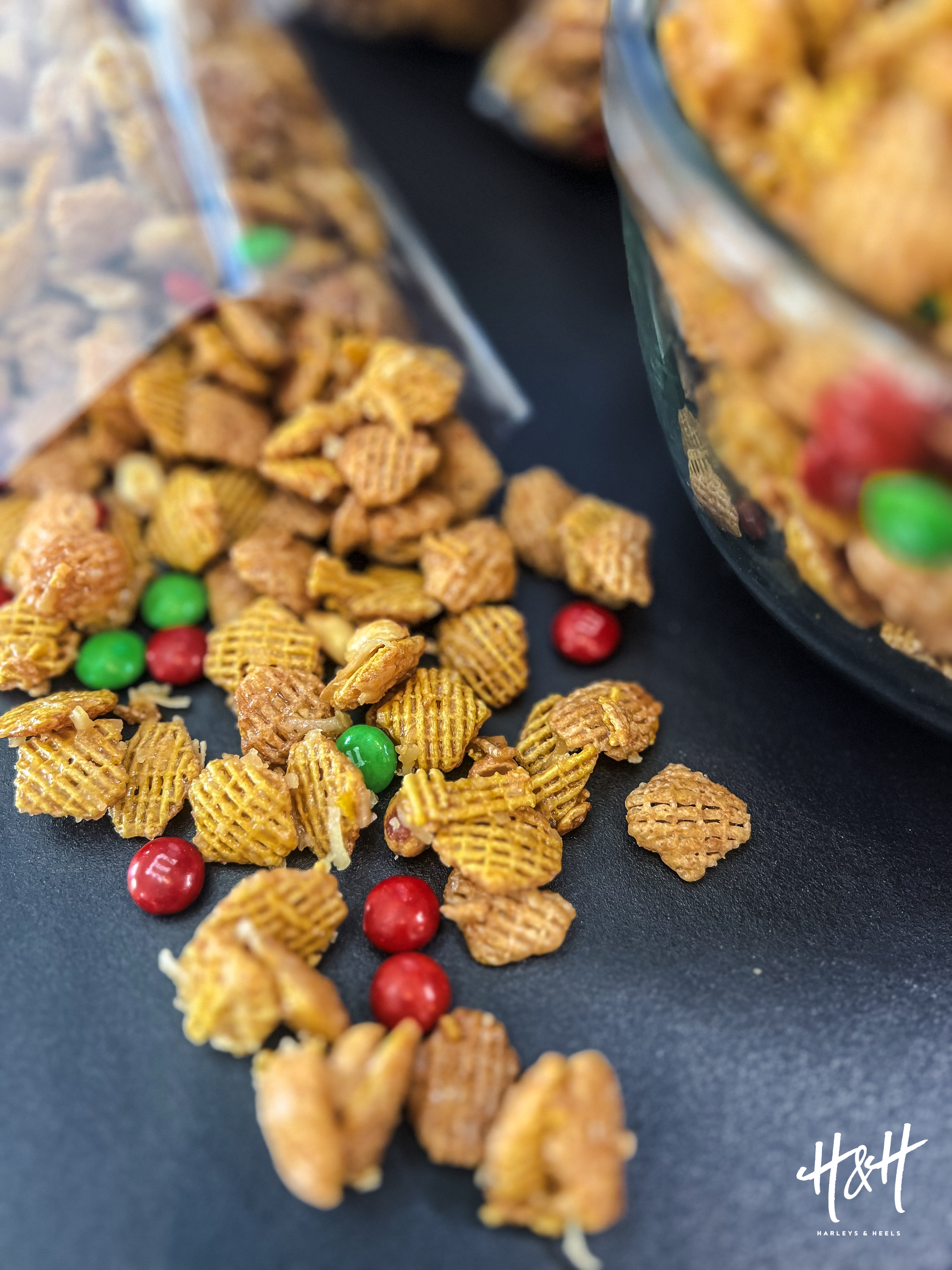 Merry Christmas to You From Me: Caramel Chex Recipe! | Harleys and Heels
